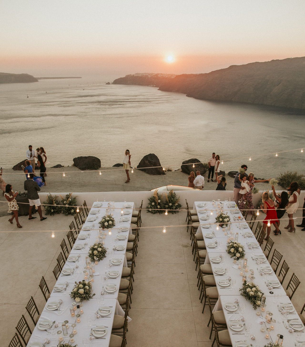 Santorini Wedding with Amazing Oceanfront Reception | Venue Report