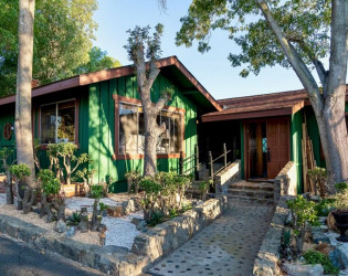 Victoria Ranch | - Venue Report