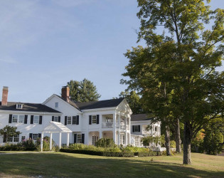 The White House Inn | - Venue Report