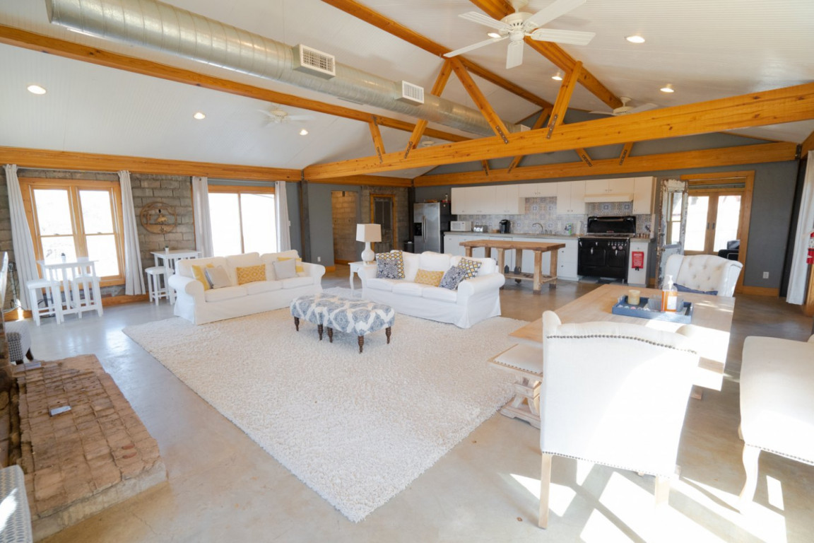 Rest Yourself River Ranch | Mineral Wells, Texas, United States - Venue ...