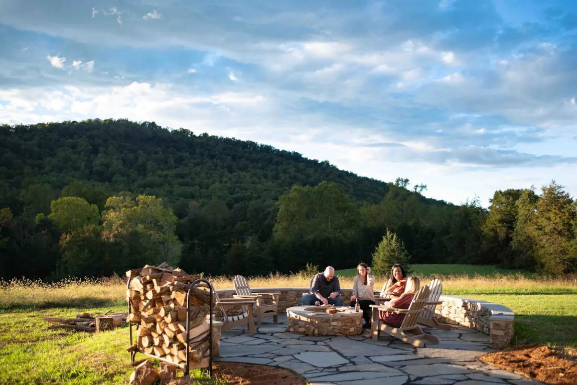 Rock Spring Mountain Farm | Faber, Virginia, United States - Venue Report