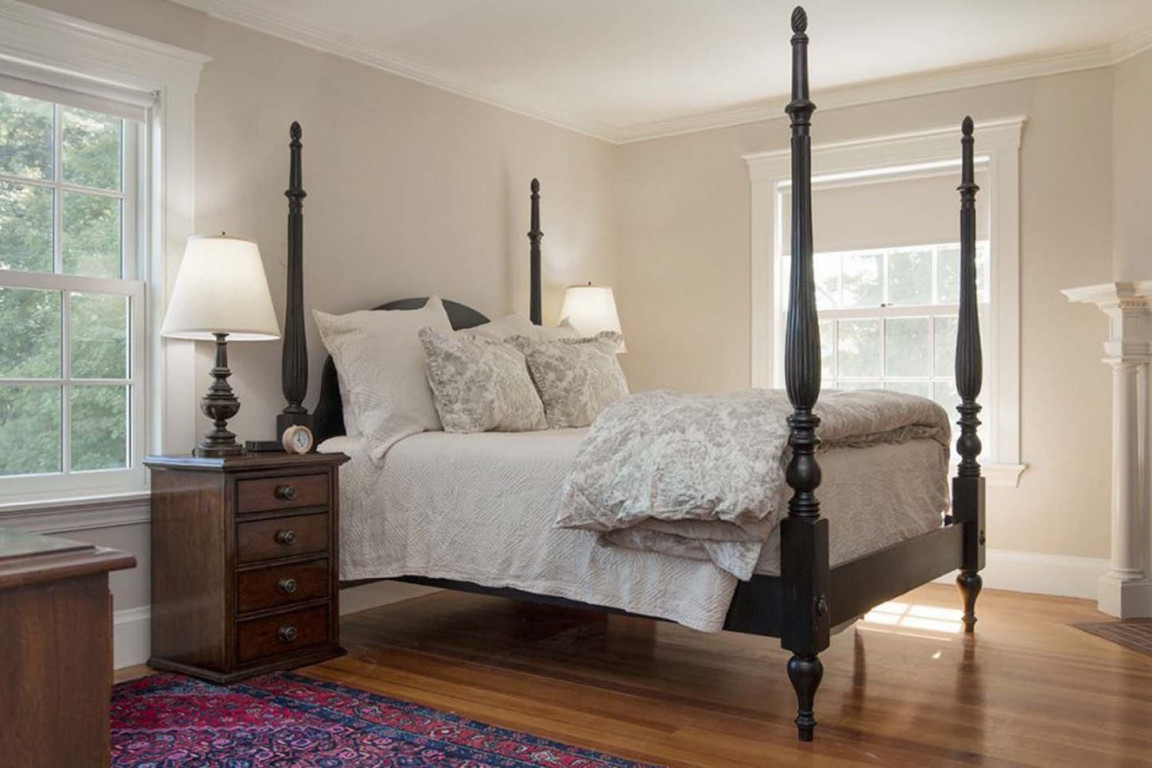 The White House Inn | - Venue Report