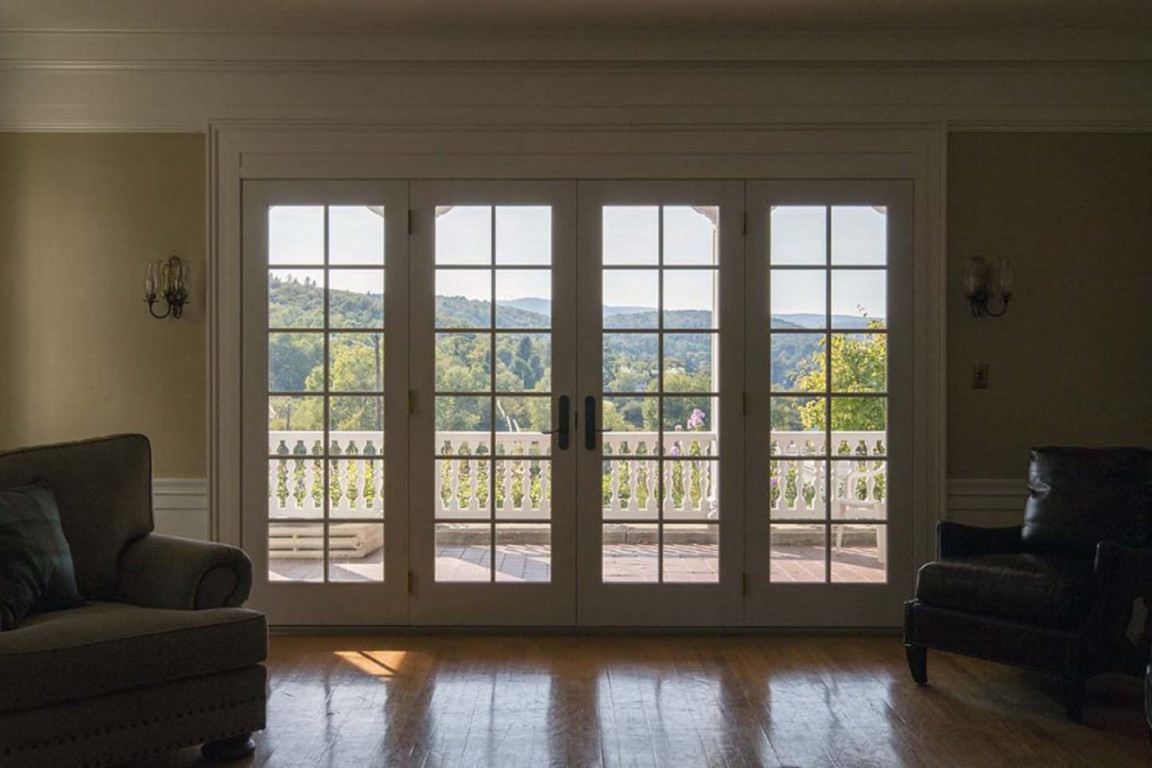 The White House Inn | - Venue Report