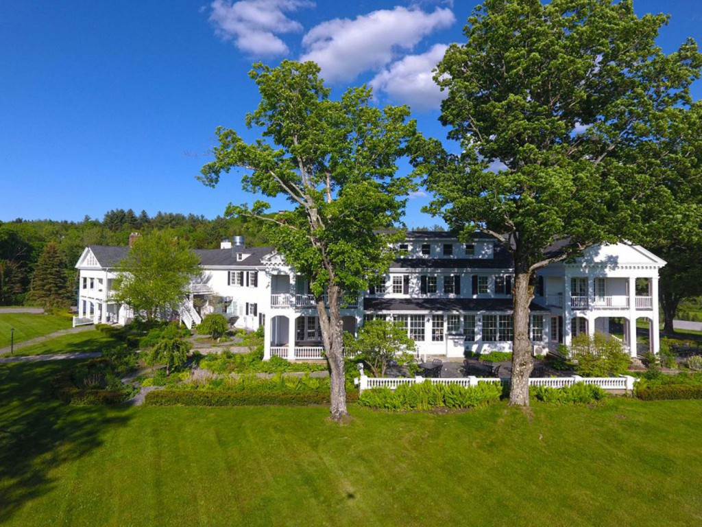 The White House Inn | - Venue Report