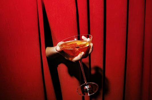 Our Editor is Sharing Her Favorite Cocktail Bars Around the World to ...